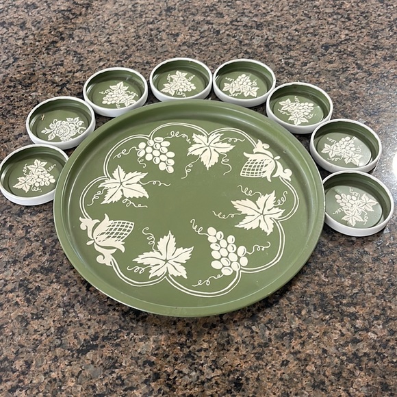 Dining | Vintage Tin Serving Tray With 8 Coasters Green Grapes Vines | Poshmark